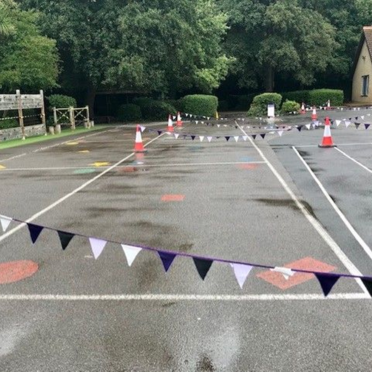 Heatherside Infant School - Item Not Available