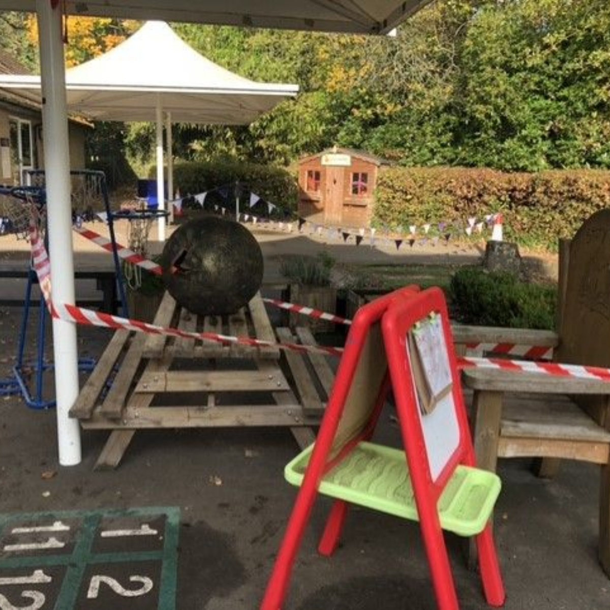 Heatherside Infant School - Item Not Available